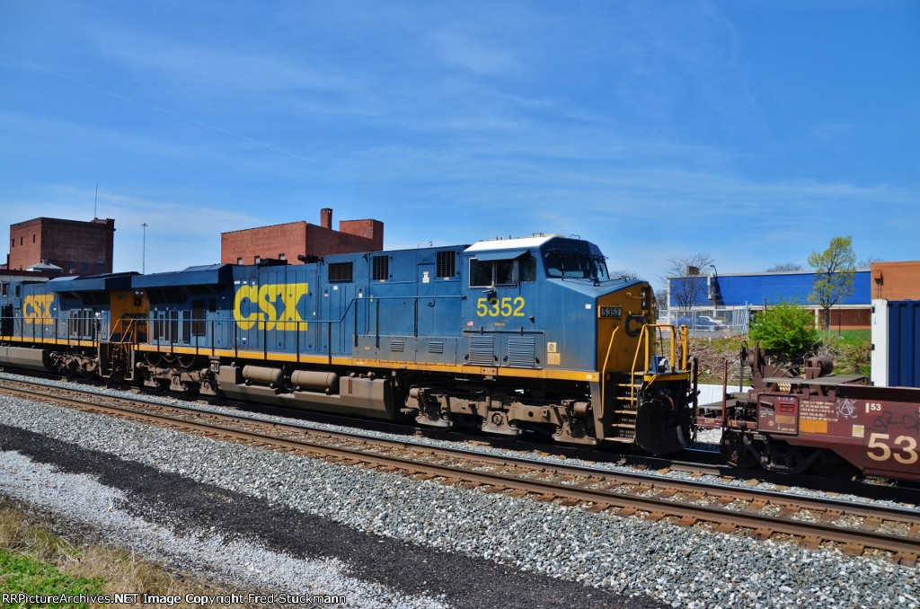 CSX 5352